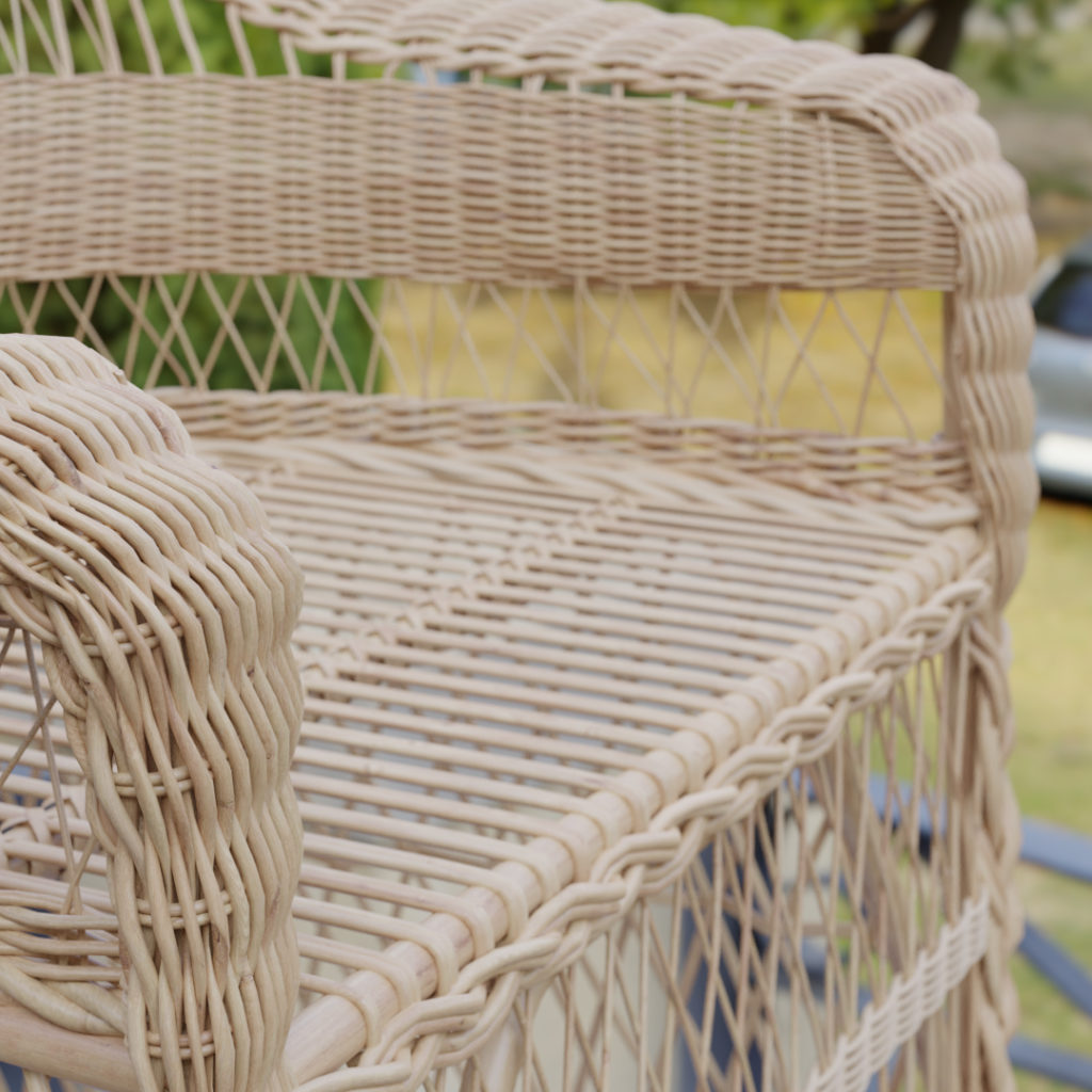Outdoor Weaved Wicker Chair – iMeshh